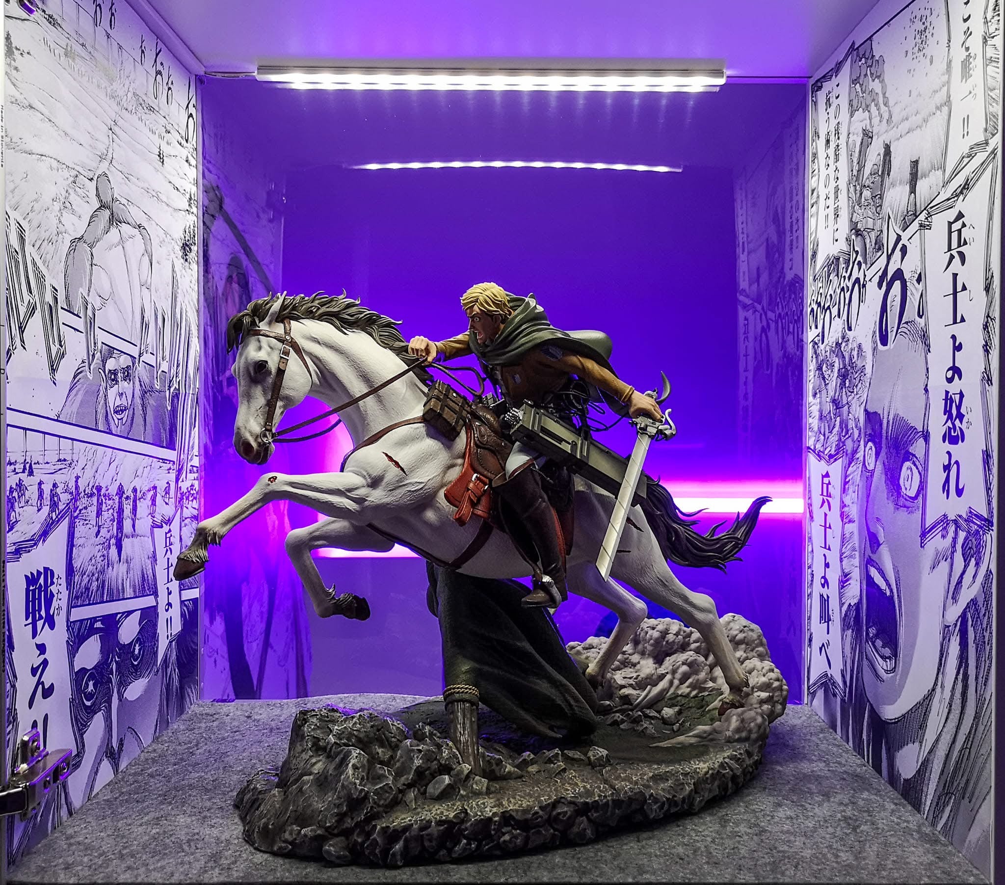 Attack On Titan Chikara Studio Erwin Smith Horseback Against Beast Tit ...