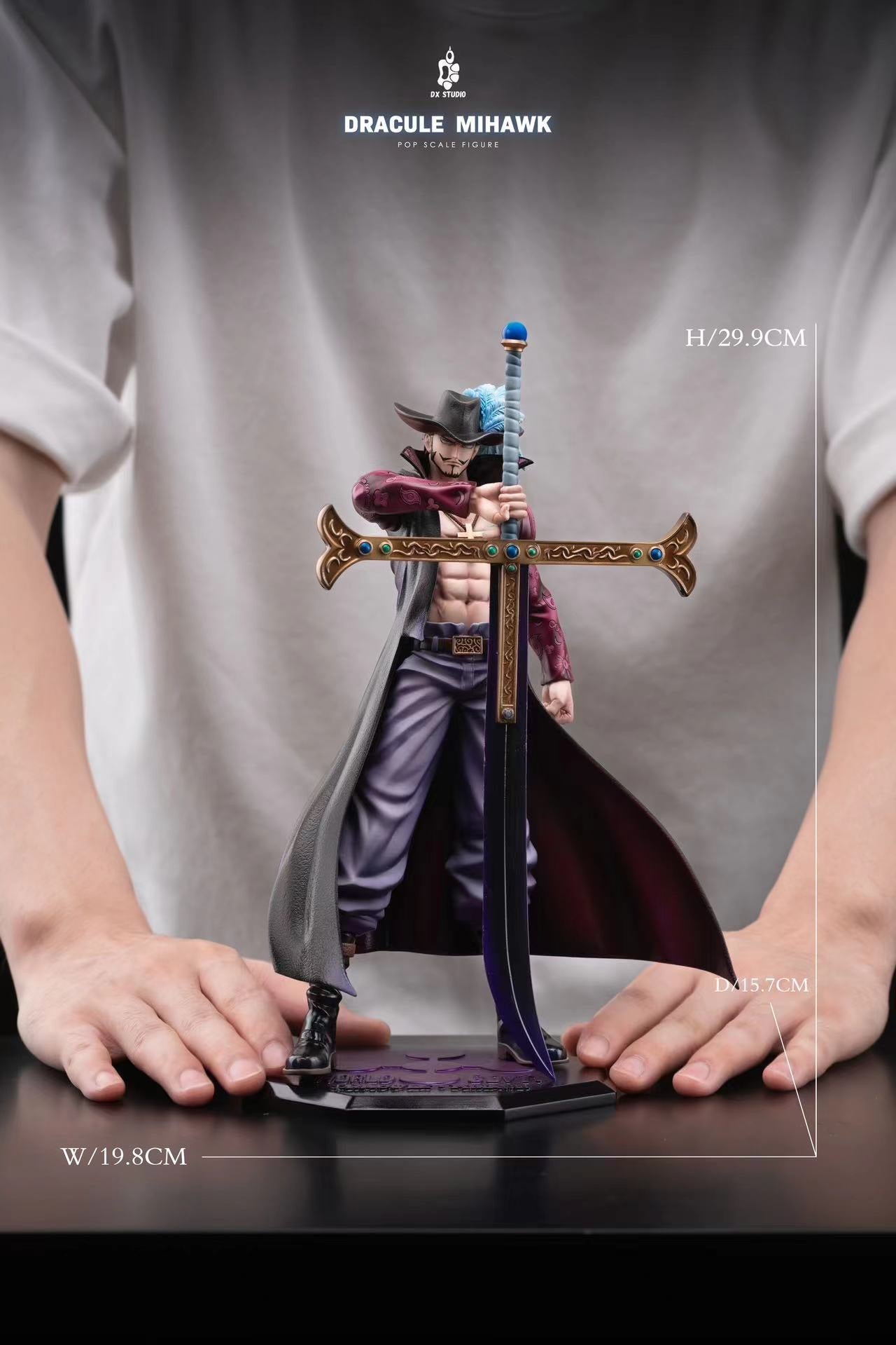 One Piece DX Studio Mihawk Resin Statue – ClubHouse Statues