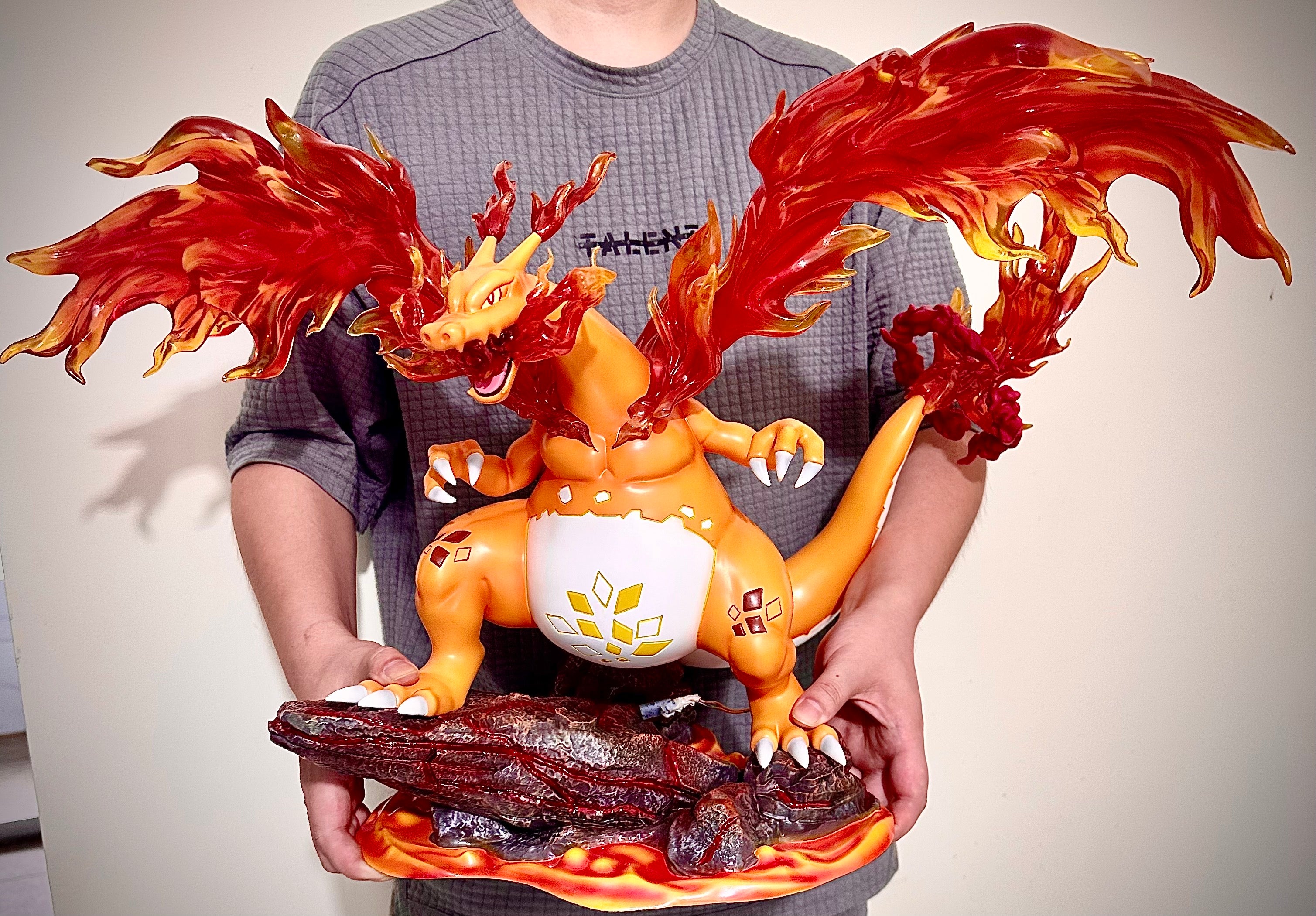 Pokemon DD Studio Dynamax Charizard Resin Statue – ClubHouse Statues