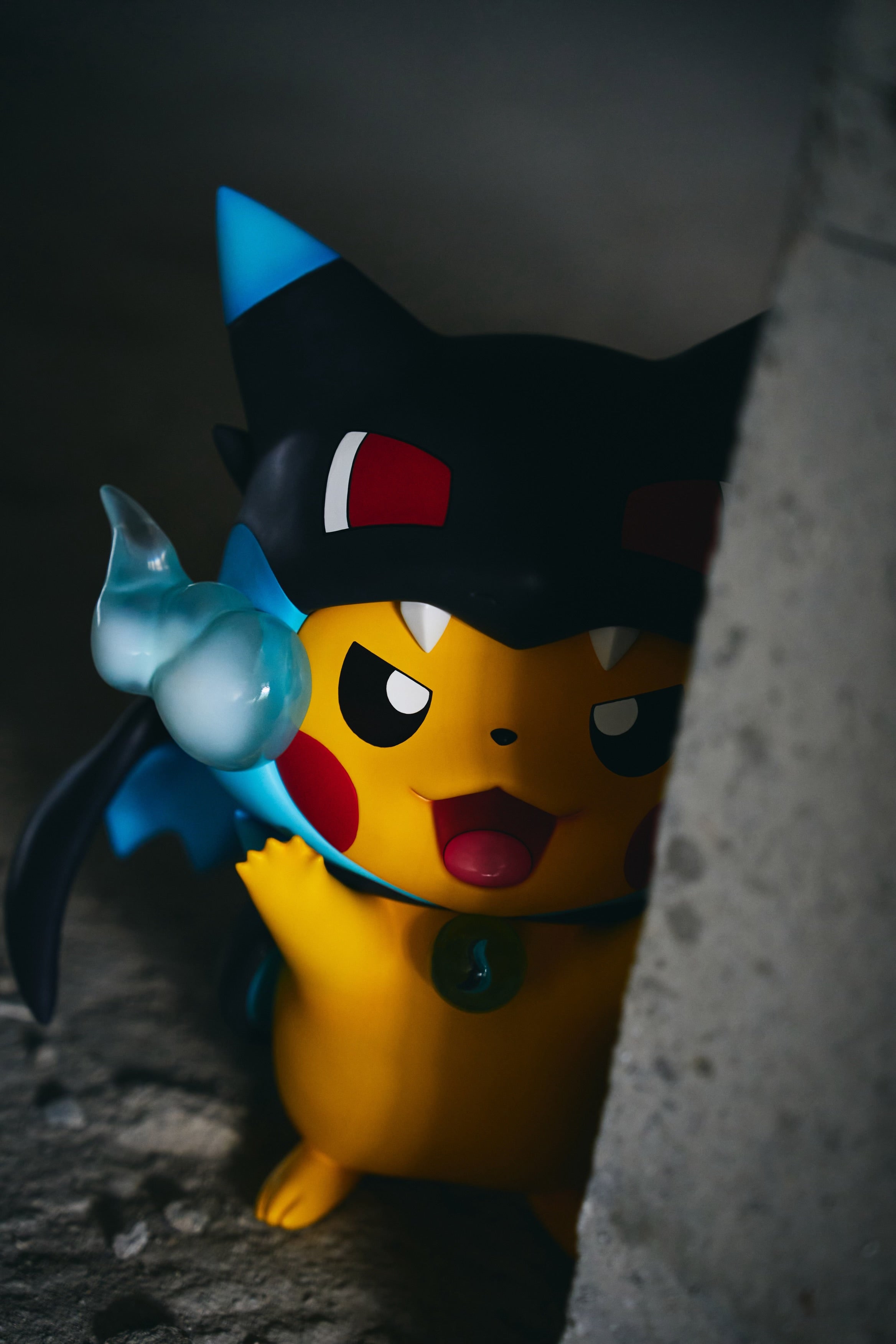 Pokémon Infinite Studio Pikachu cos Mega X Charizard Resin Statue ...